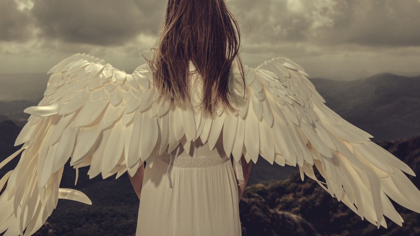 Manakel: Ángel guardián, símbolo de la liberación y el alivio